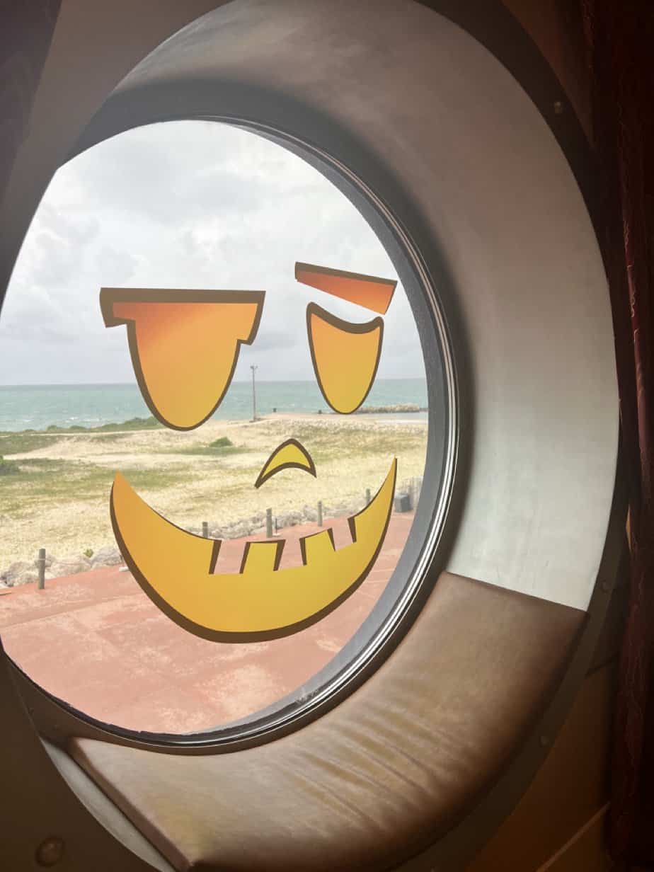 Top 10 Best Pictures to Take on a Disney Cruise | Photography Tips